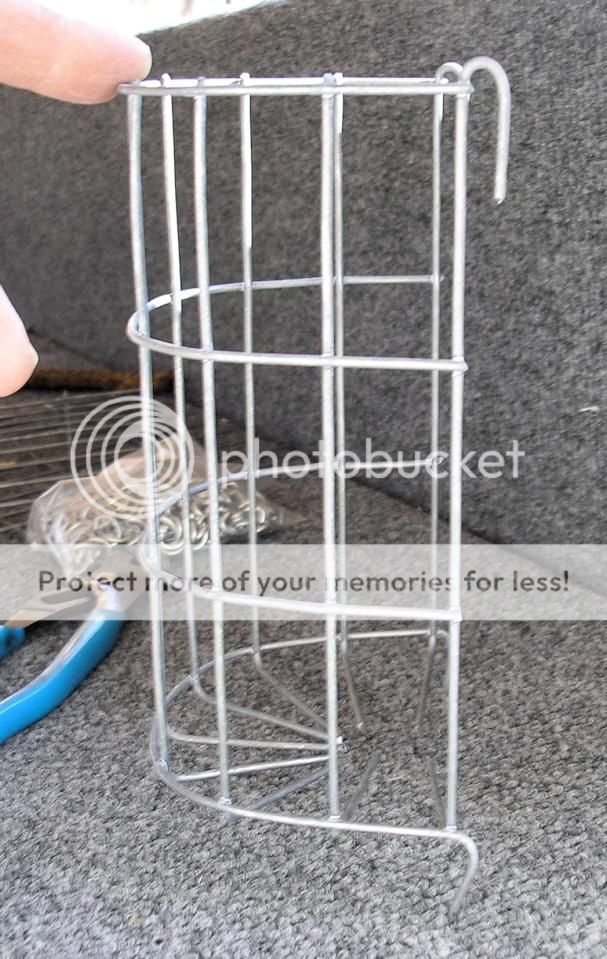 Hay rack from scrap cage wire tutorial | Rabbit Talk - Meat Rabbit ...